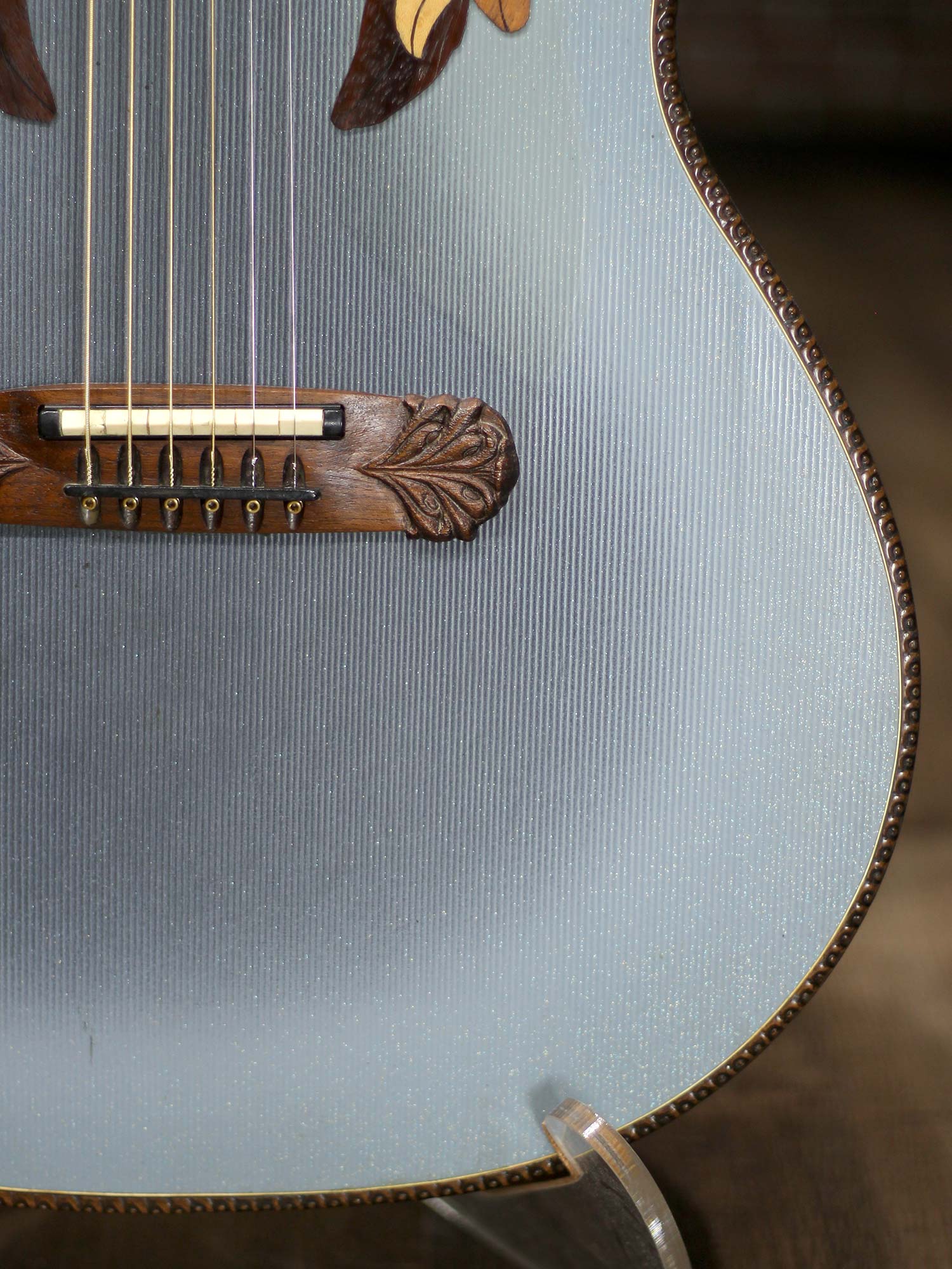 Ovation 1984 1687-8 ”Super Adamas Wood Knob”